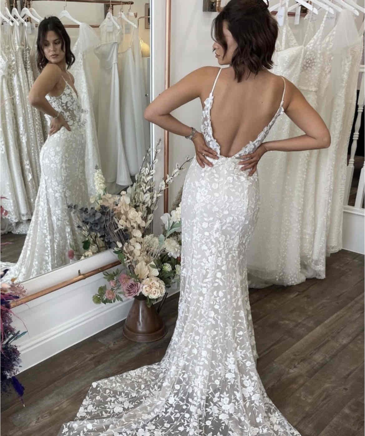 Emily May Couture Sample Wedding Dress Save 58 Stillwhite