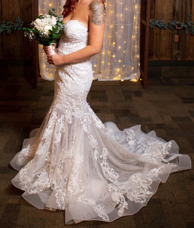 Allure Bridals 9560 Used Wedding Dress - Stillwhite