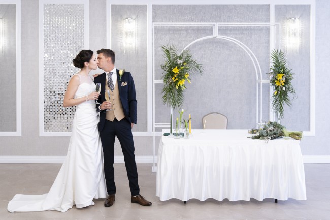 LILLY Sample Wedding Dress - Stillwhite
