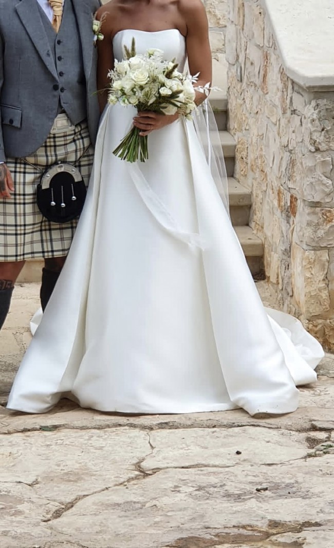 Pronovias Jory Wedding Dress Save 40% - Stillwhite