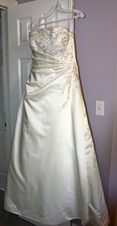 Ruby Bridal New Wedding Dress Save 43% - Stillwhite