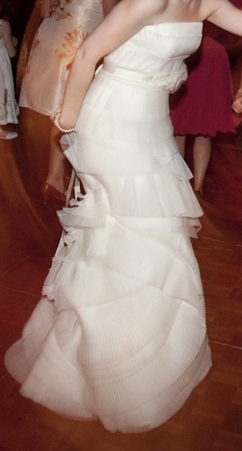Vera Wang Fairy Dust Wedding Dress Save 50% - Stillwhite