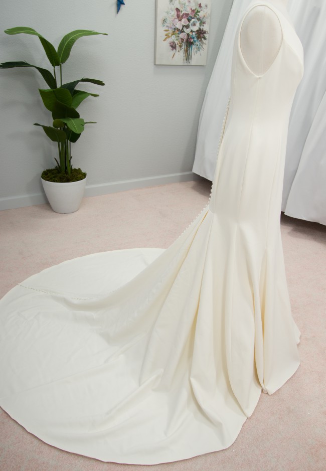 Justin Alexander, Signature 99118 Ripley Sample Wedding Dress Save 80% ...