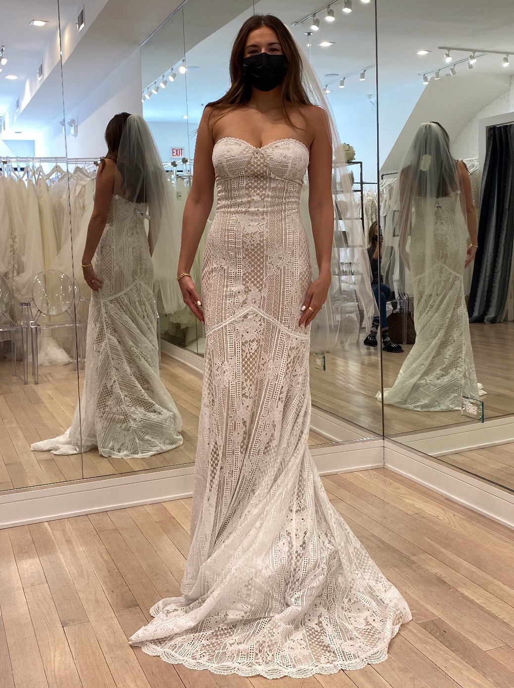 La Perle New Wedding Dress Save 70% - Stillwhite