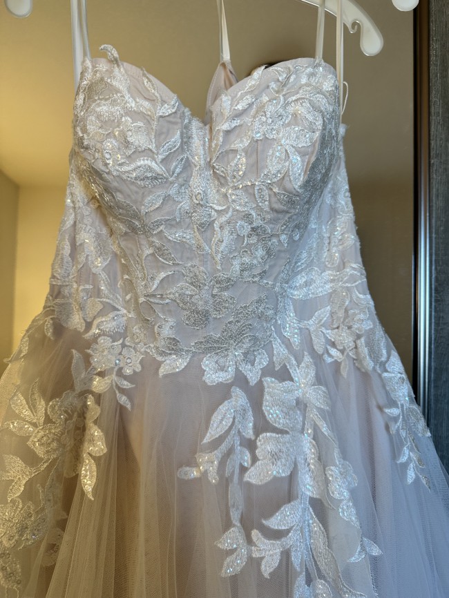 Brilliant Bridal, Alli New Wedding Dress Save 83% - Stillwhite