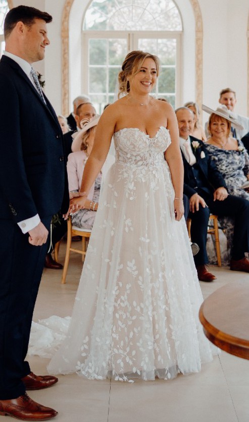 All Who Wander Wedding Dress Save 38% - Stillwhite