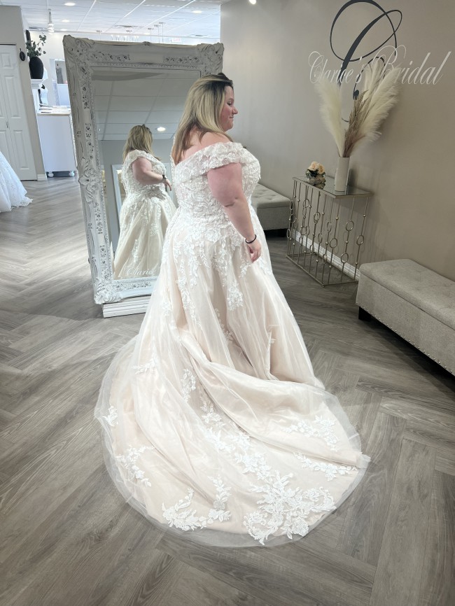 Morilee Fiorenza 2476 New Wedding Dress Save 43 Stillwhite