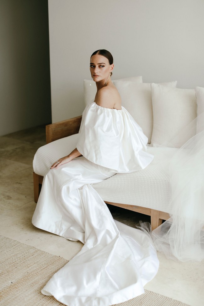 Velani Custom Made Used Wedding Dress - Stillwhite