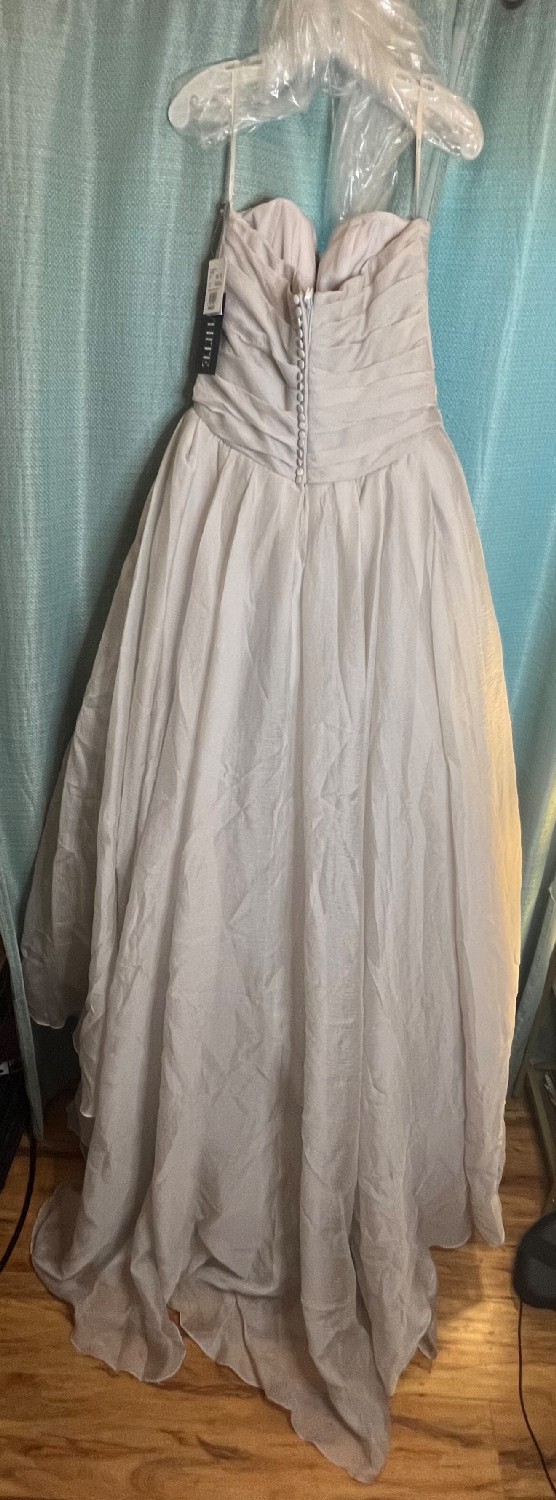 Vera Wang White New Wedding Dress Save 30% - Stillwhite