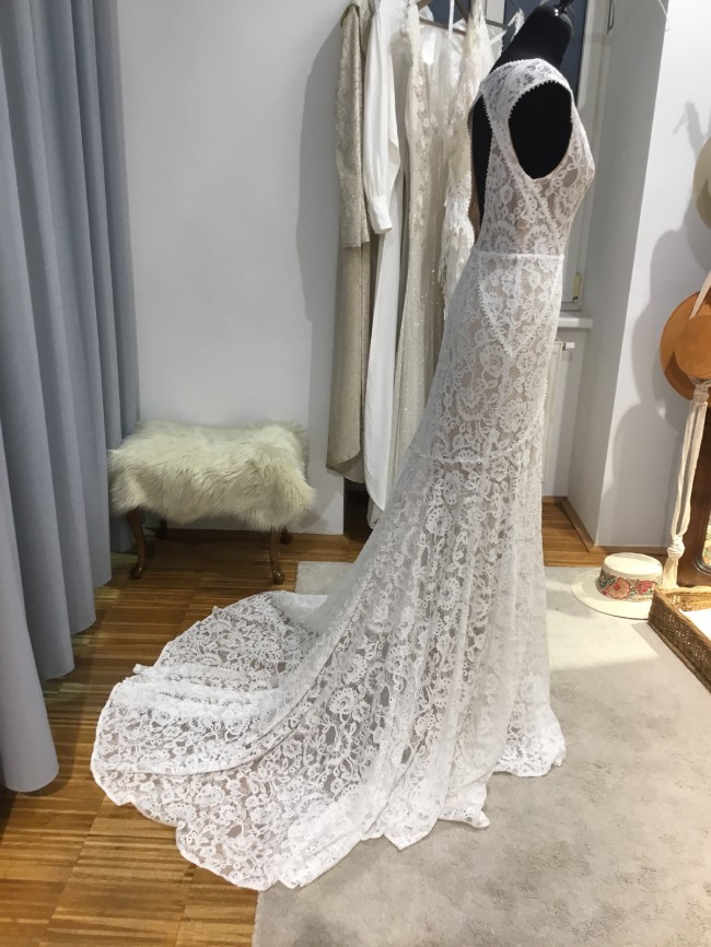 Rish Bridal Hudson Sample Wedding Dress Save 48% - Stillwhite