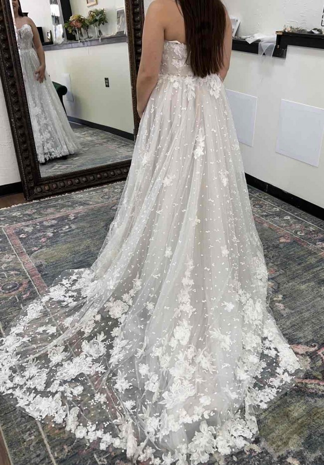 Madi Lane Matilda New Wedding Dress Save 70% - Stillwhite