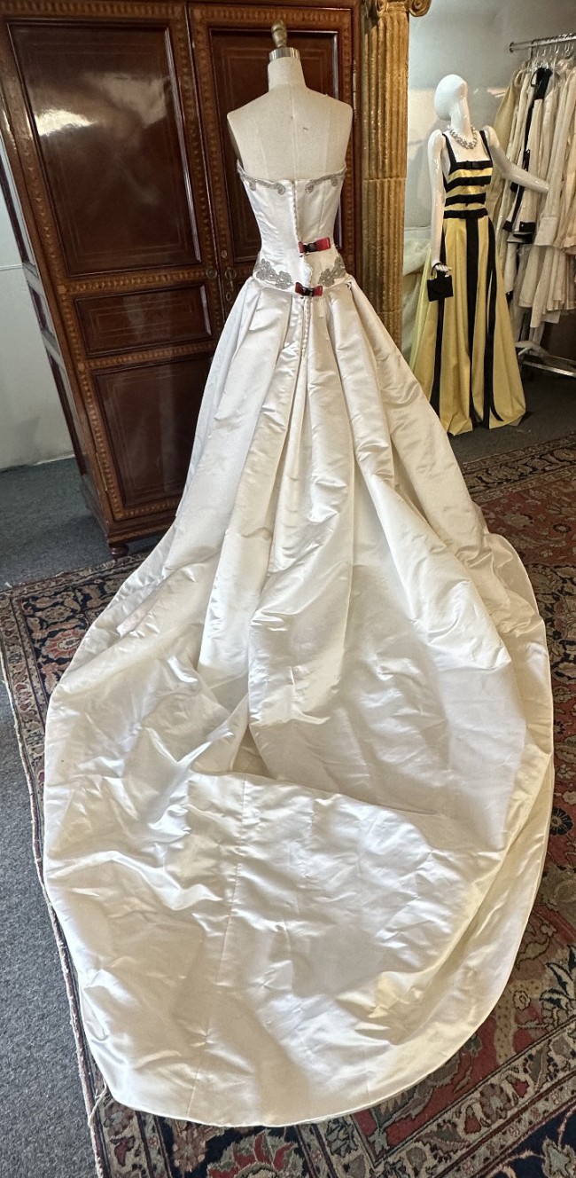 Gabriella Arango Sample Wedding Dress Save 63% - Stillwhite