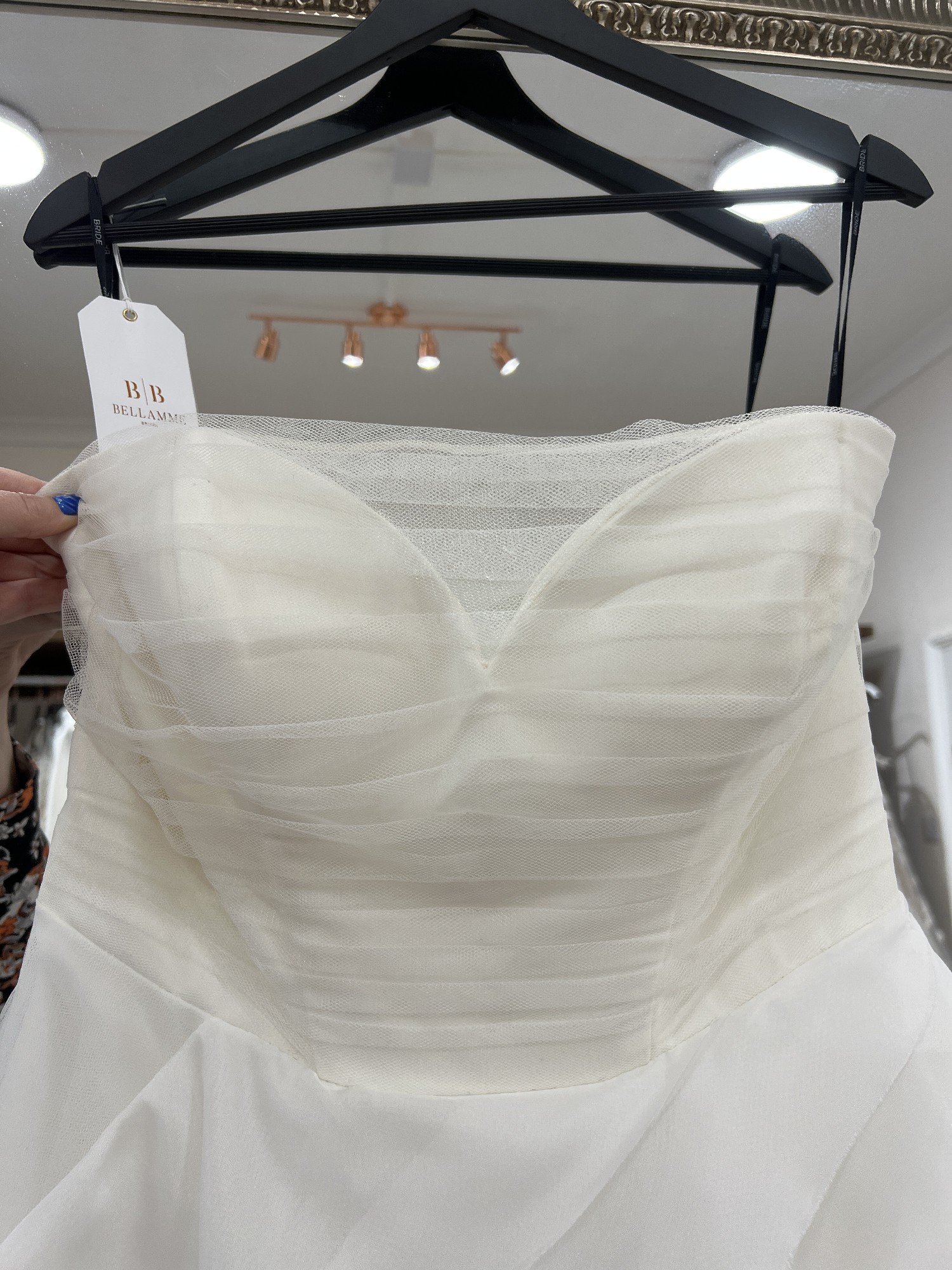 Vera Wang Yvette Sample Wedding Dress Save 64% - Stillwhite