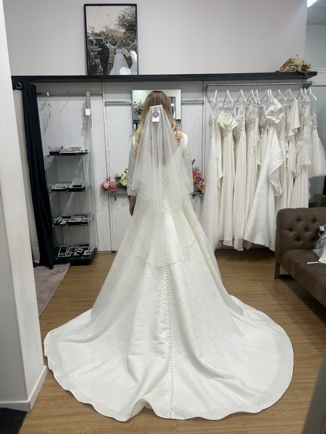 Tania Olsen, Marina New Wedding Dress Save 64% - Stillwhite