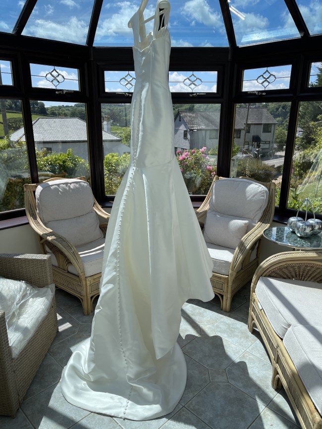 Pronovias Delco Sample Wedding Dress Save 59% - Stillwhite