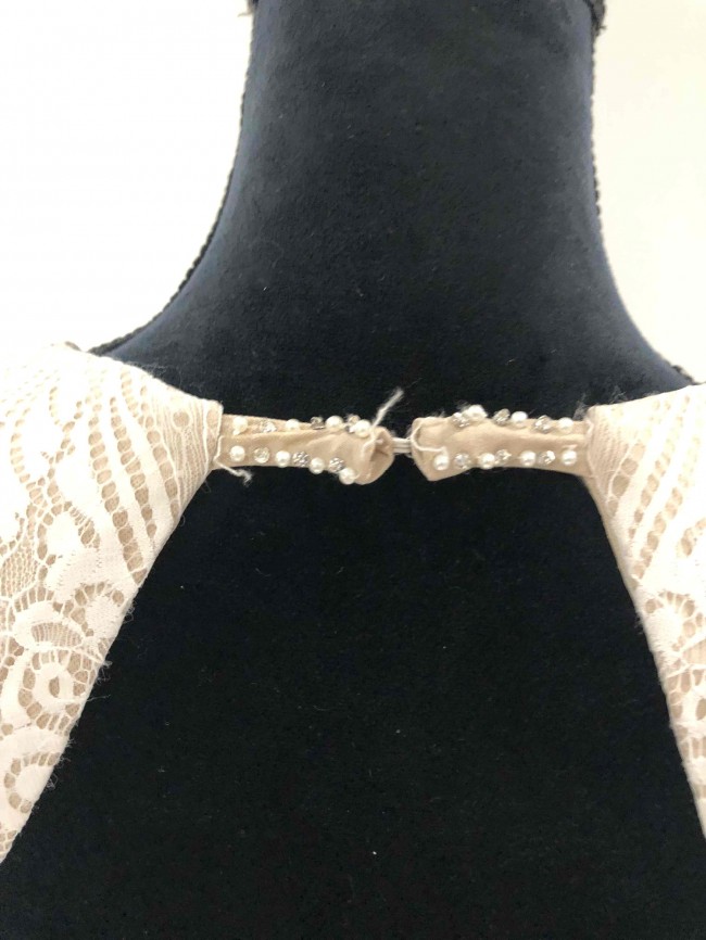 Allure Romance, 3155 Sample Wedding Dress Save 57% - Stillwhite