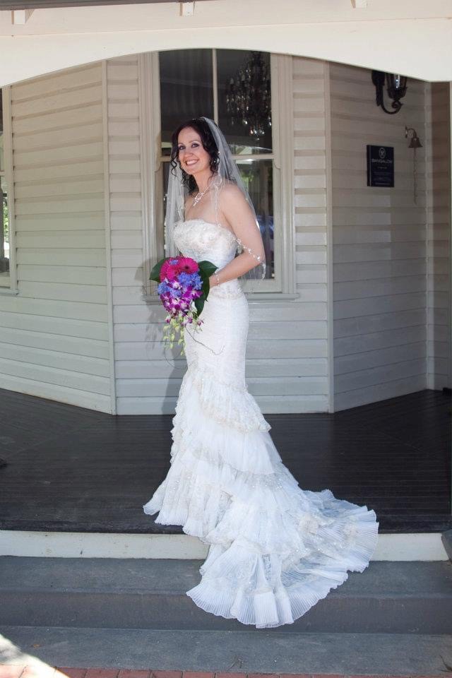 Henry Roth New York Wedding Dress Save 60% - Stillwhite