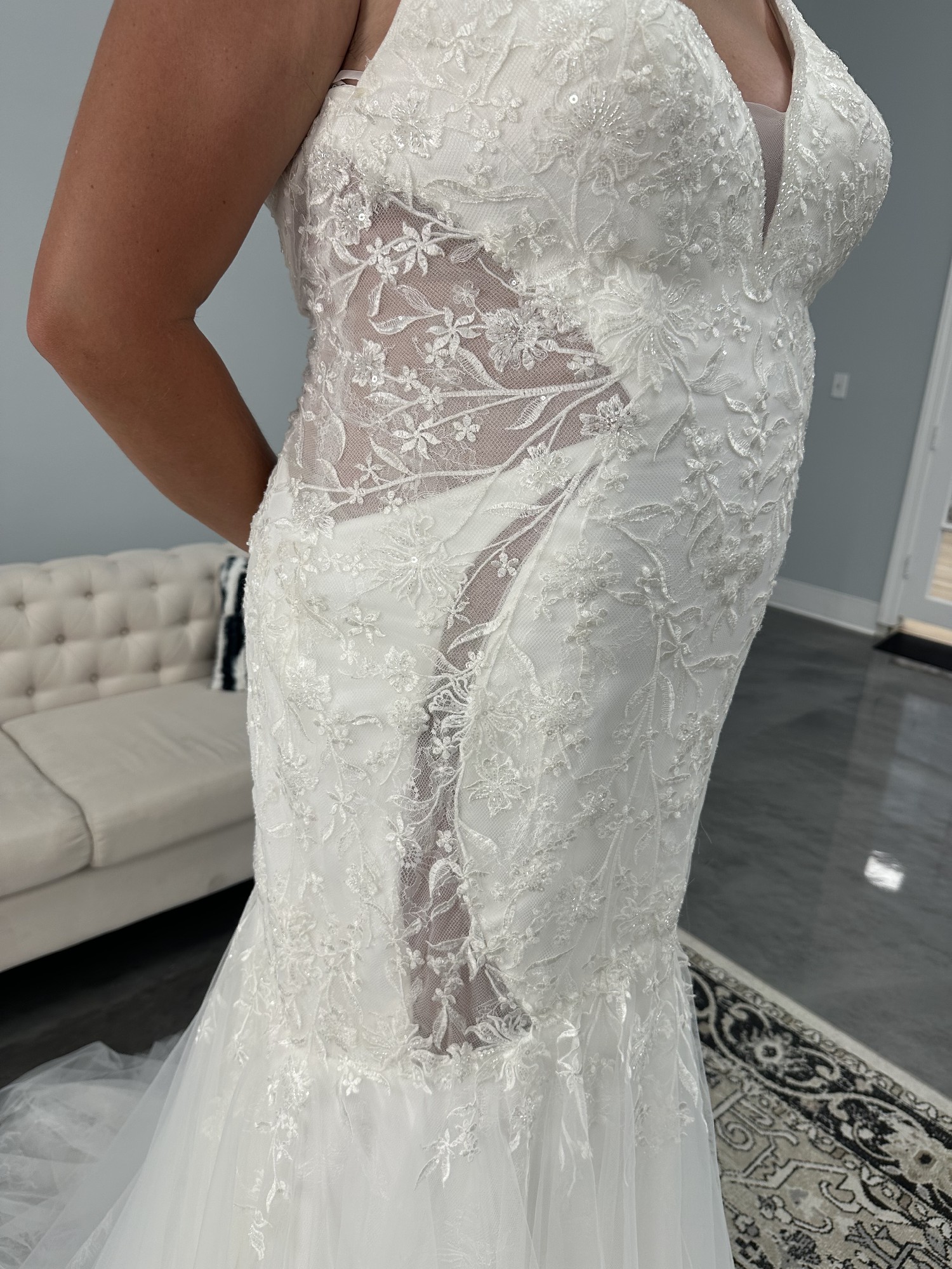 Moonlight Bridal Sample Wedding Dress Save 31% - Stillwhite