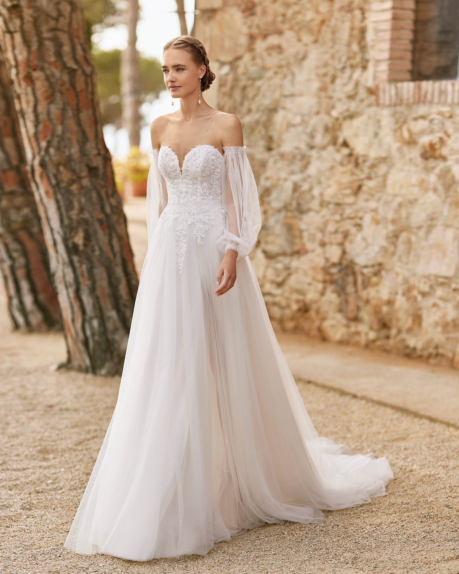 Alma Novia, Rumer Sample Wedding Dress Save 40% - Stillwhite