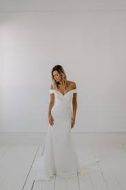 Love Story Bride, Marta Sample Wedding Dress Save 58% - Stillwhite