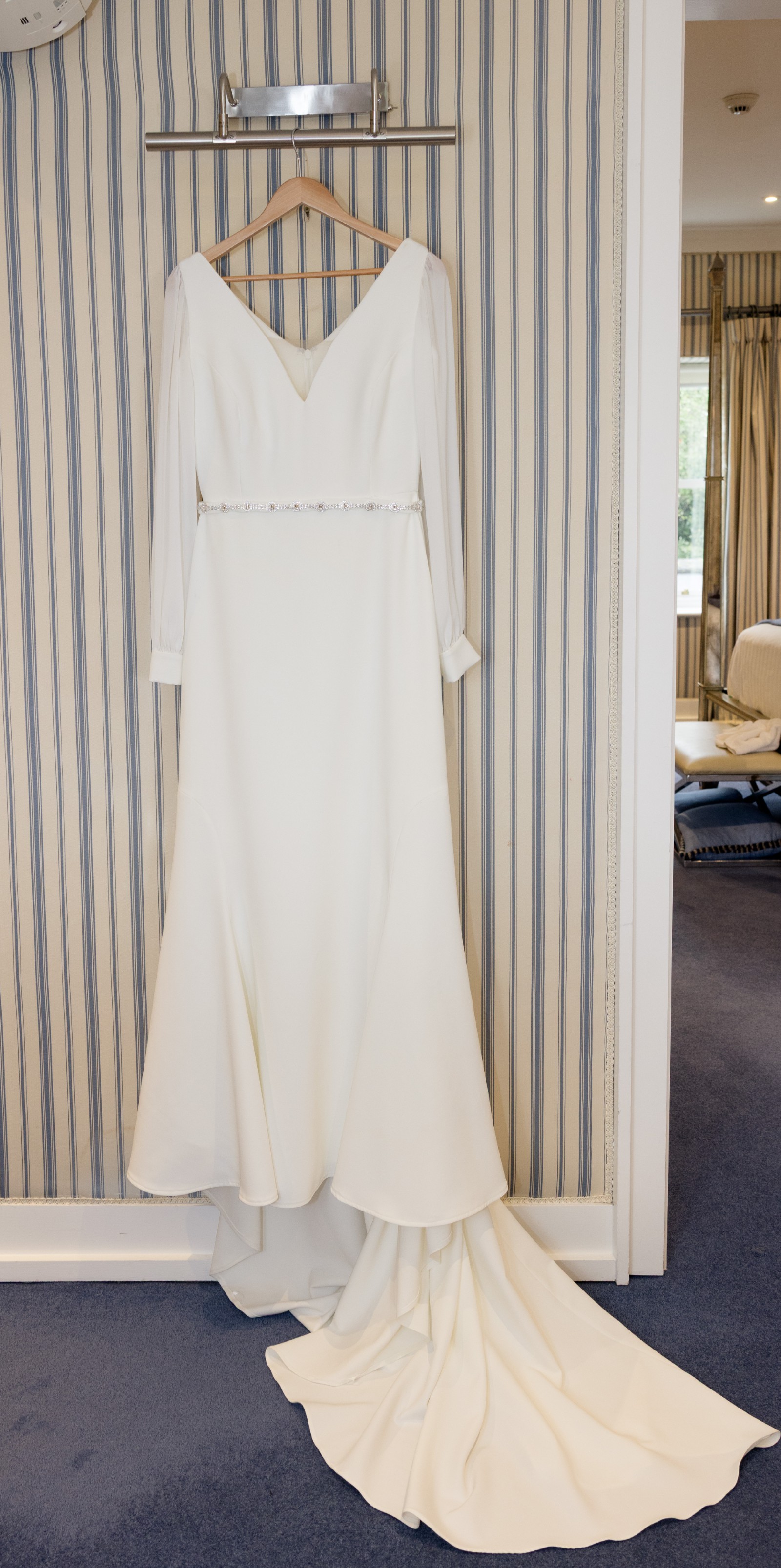 Catherine R Couture Wedding Dress Save 80% - Stillwhite