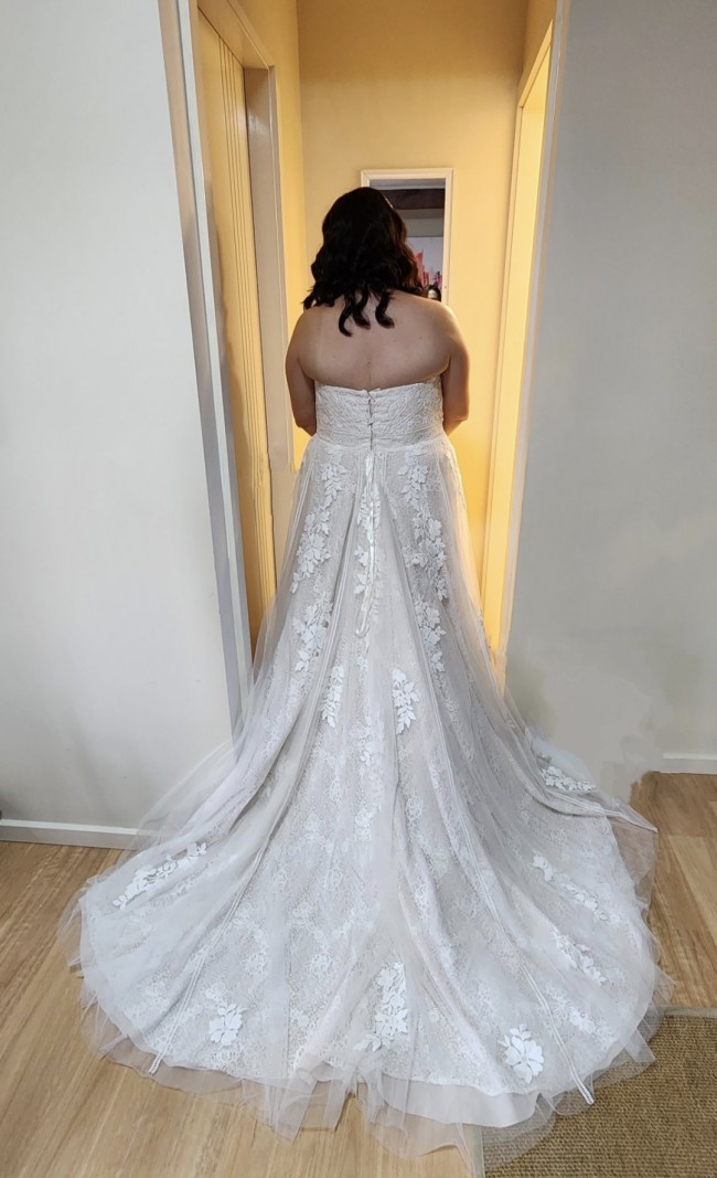 Essense of Australia D2752 Wedding Dress Save 74% - Stillwhite