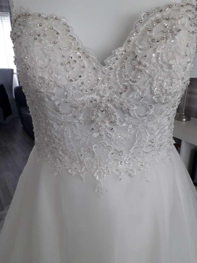 Wed2b New Wedding Dress Save 50% - Stillwhite