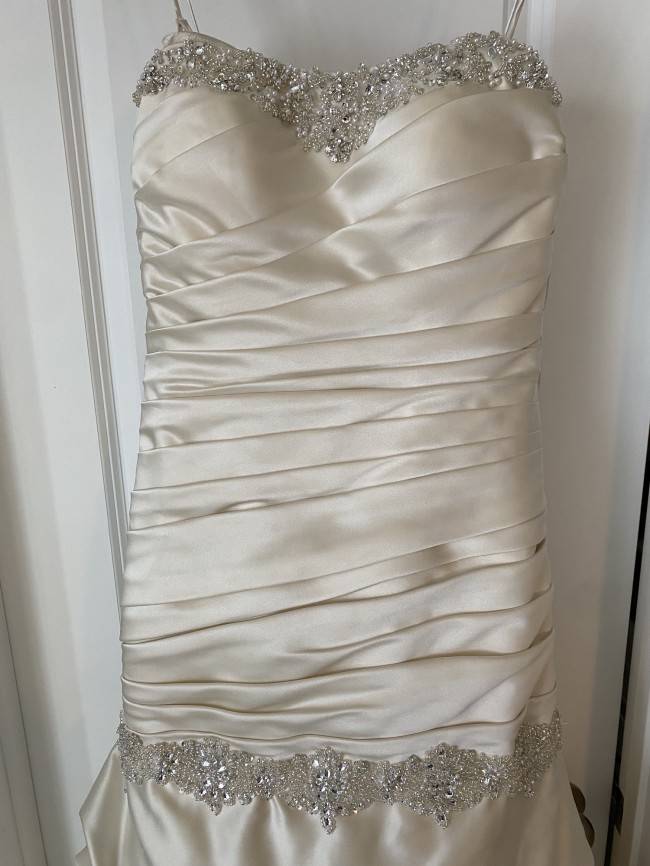 Essense of Australia, D1237 Wedding Dress - Stillwhite