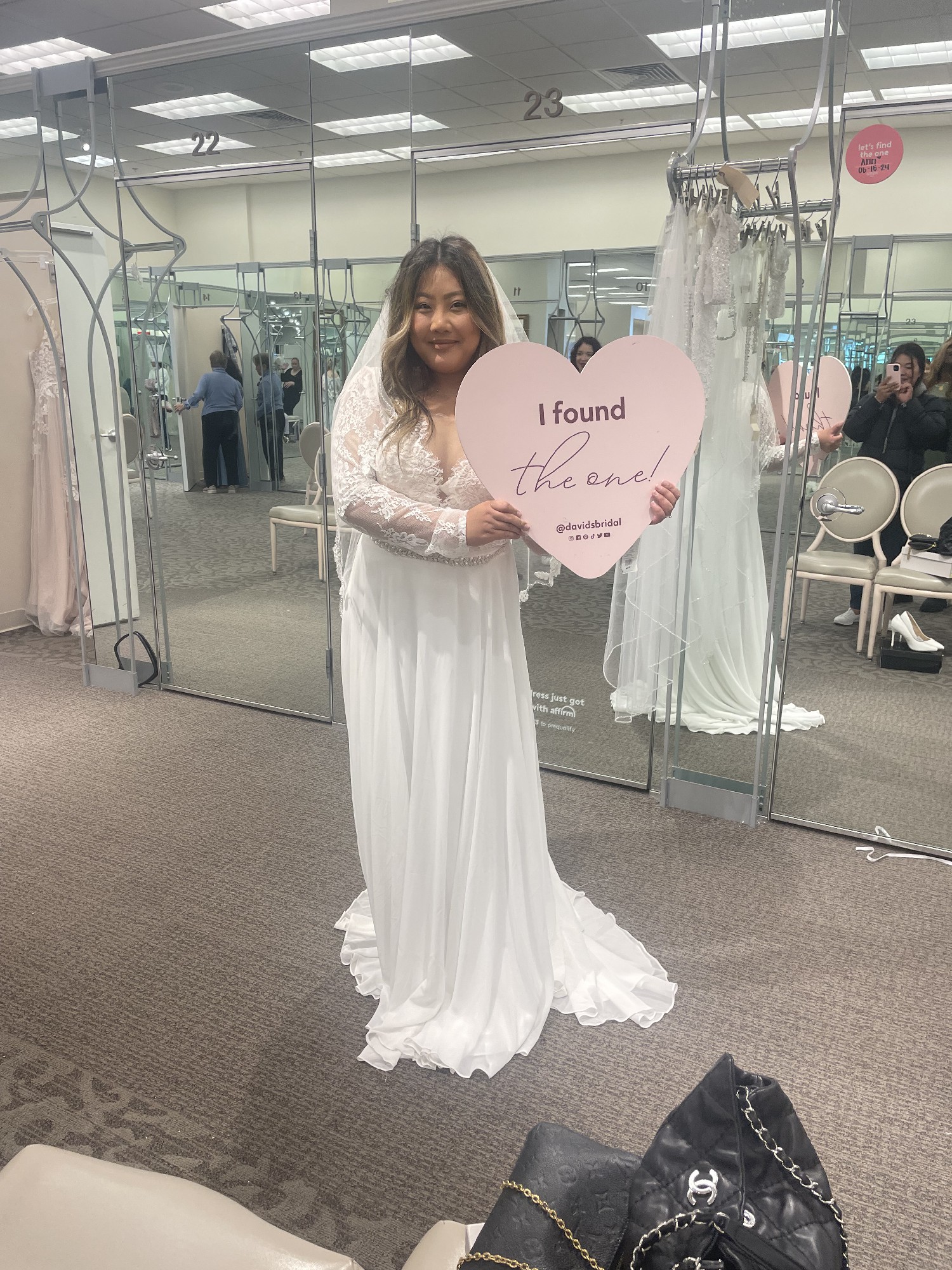 DB Studio New Wedding Dress Save 60% - Stillwhite