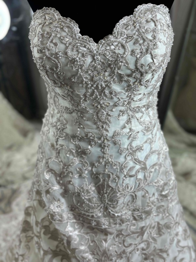 Allure Bridals Wedding Dress - Stillwhite