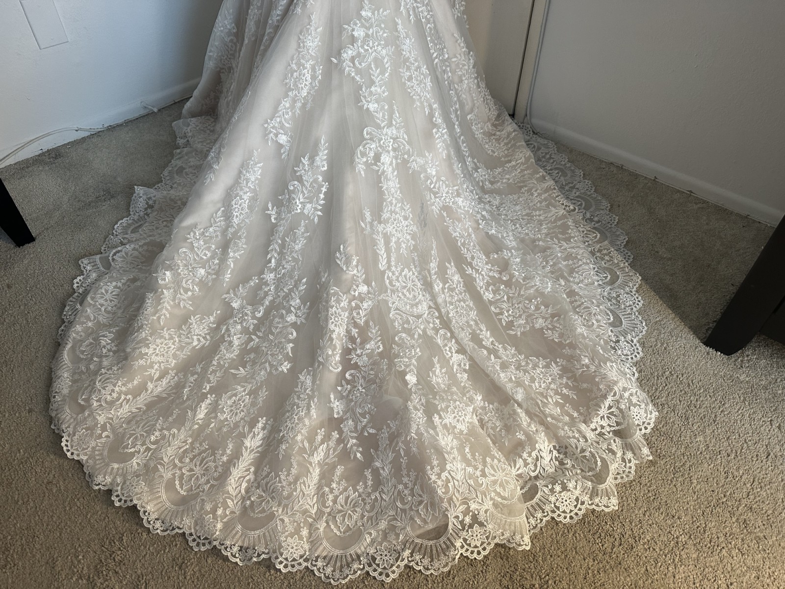 Moonlight Sample Wedding Dress Save 93% - Stillwhite