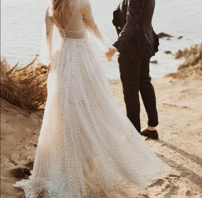 BHLDN Willowby Artemia Lunella Wedding Dress Save 56% - Stillwhite