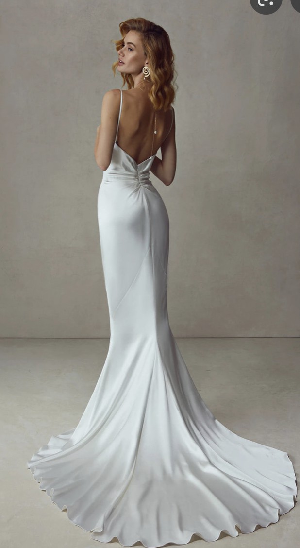 Katherine Tash, Jane New Wedding Dress Save 31% - Stillwhite