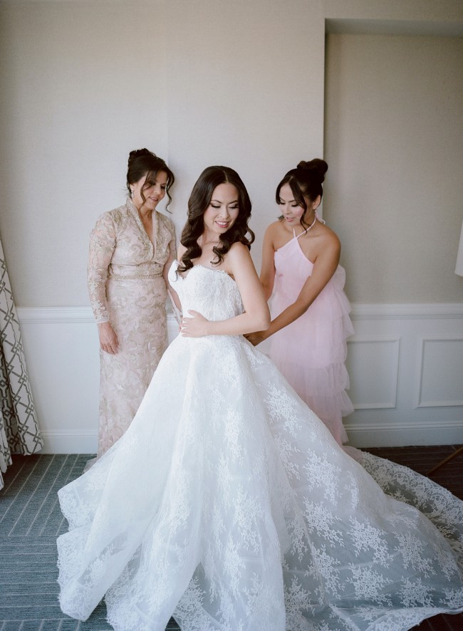 Monique Lhuillier, Alexandra Wedding Dress Save 47% - Stillwhite